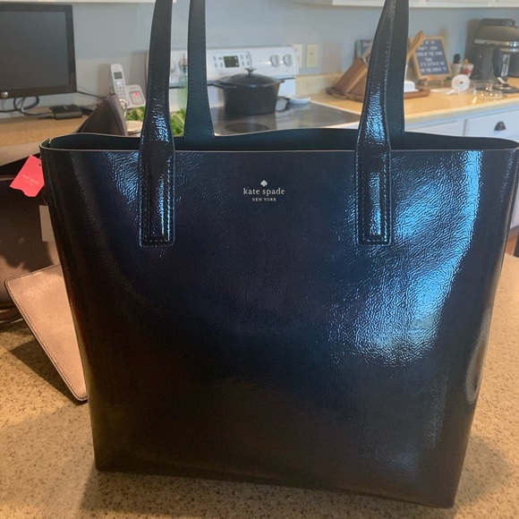 kate spade | Bags | Kate Spade Arch Reversible Tote Shoulder Bag | Poshmark